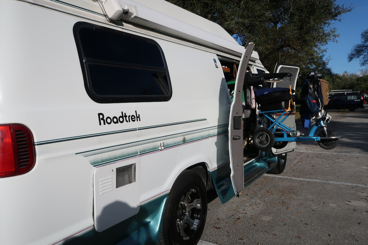 1997 ROADTREK 190 POPULAR in Fort Lauderdale, FL