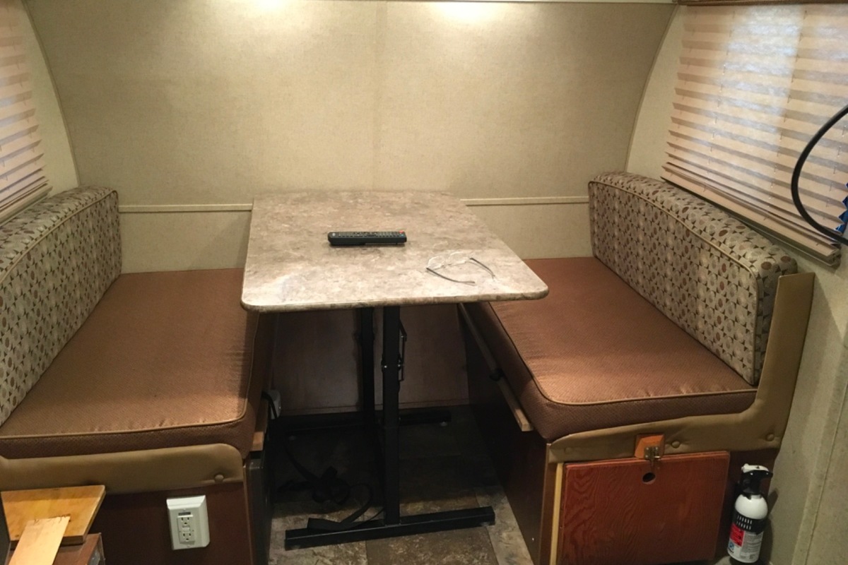 2014 R-Pod 177 in Brown Twp, MI