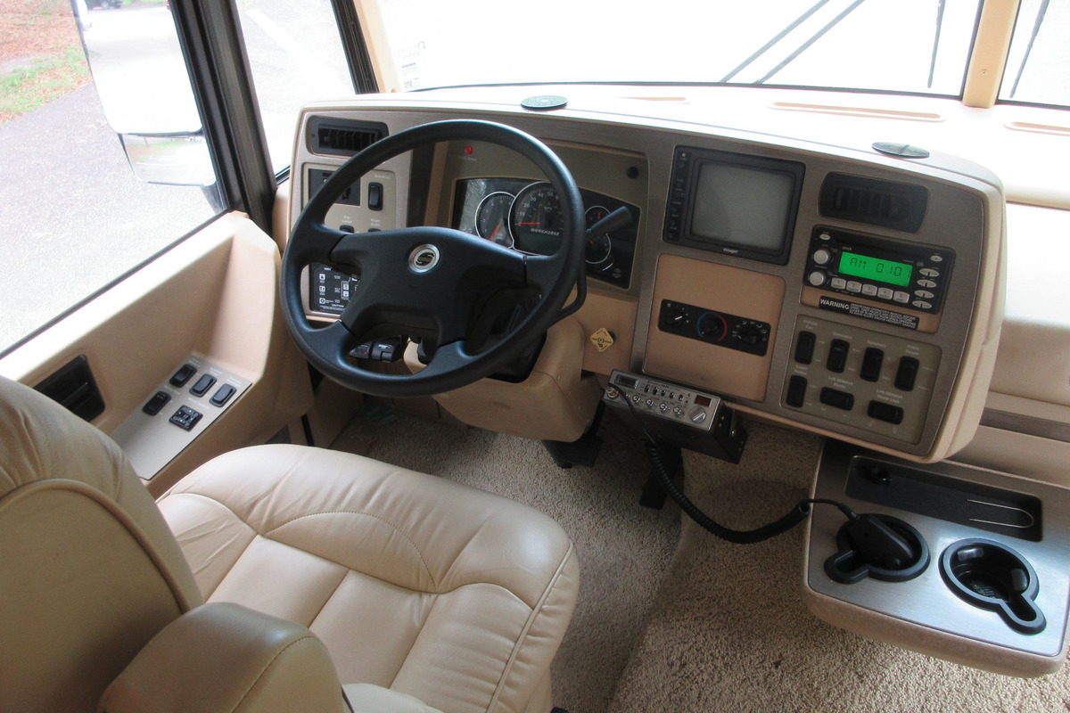 2007 SUNCRUISER WORKHORSE W24 35L ITASCA in Largo, FL
