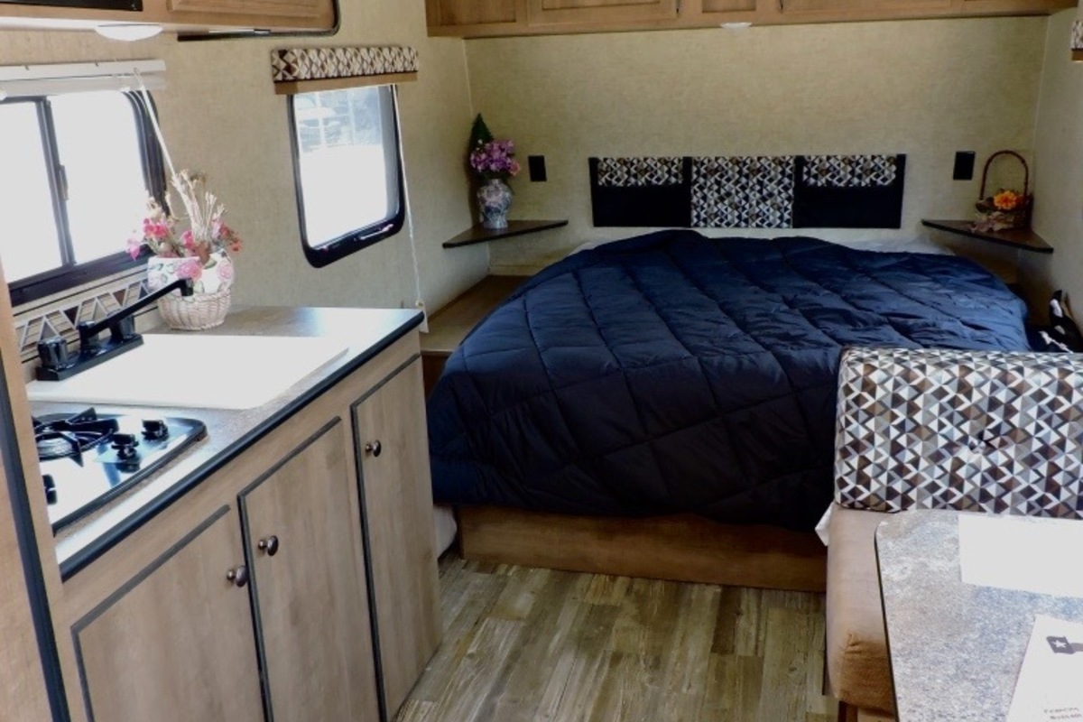2016 KZ Spree Escape E190 White/Gray in Athens, TX