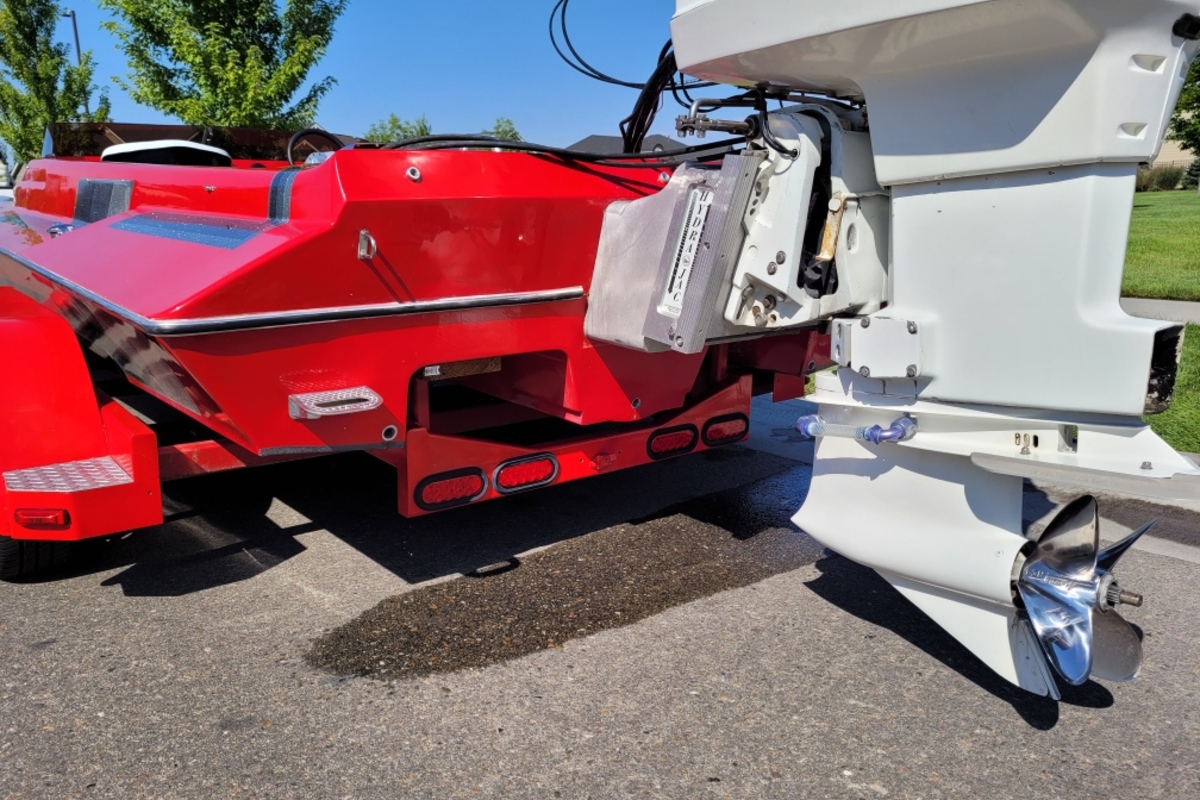1988 Liberator Hydroplane Tunnel in Eagle, ID
