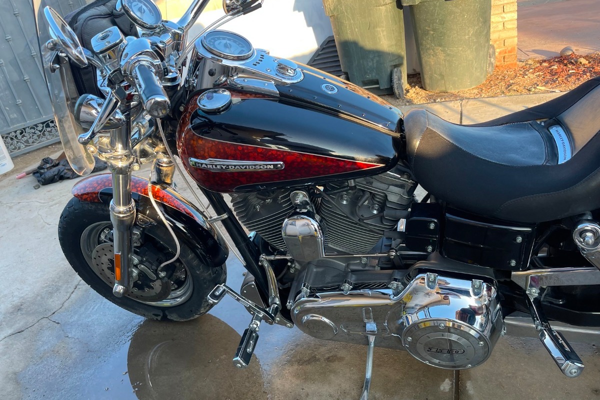 2009 Harley-Davidson FXDFSE CVO DYNA FAT BOB in Bakersfield, CA