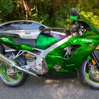 2001 Kawasaki Zx9r in Dix Hills, NY