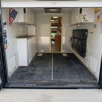 2006 Thor Motor Coach Fun Mover 39D in Prior Lake, MN