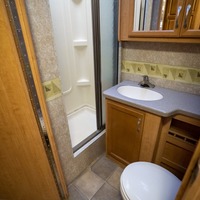 2006 Thor Motor Coach Fun Mover 39D in Prior Lake, MN